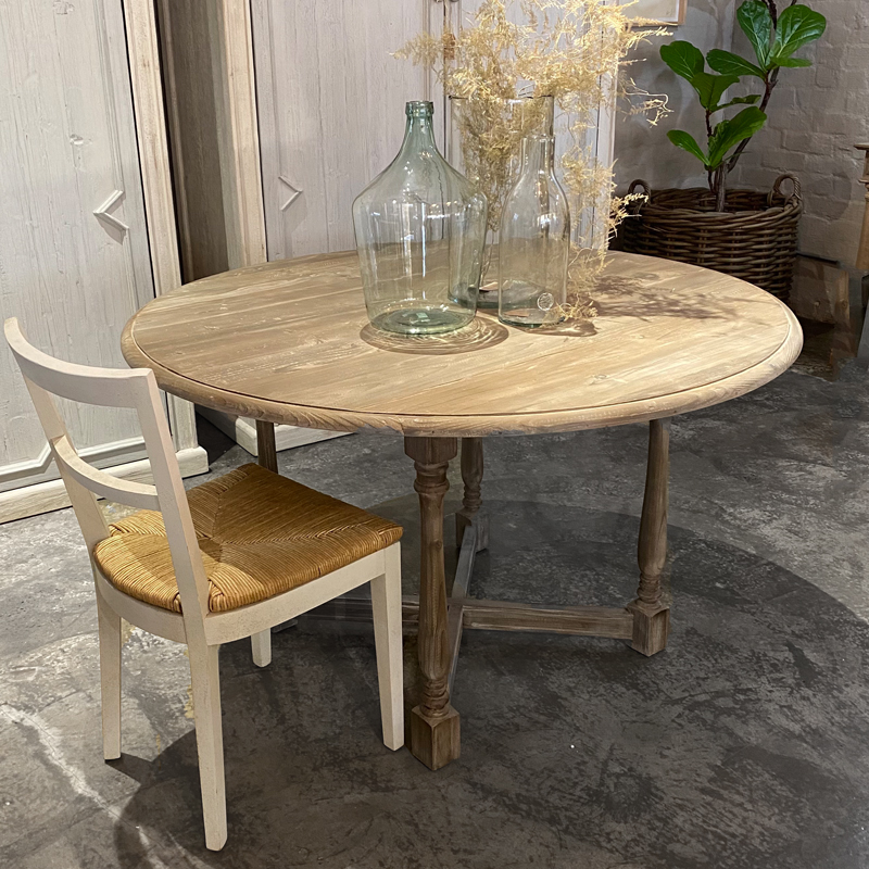 Round Turned Leg Table – Pezula Interiors